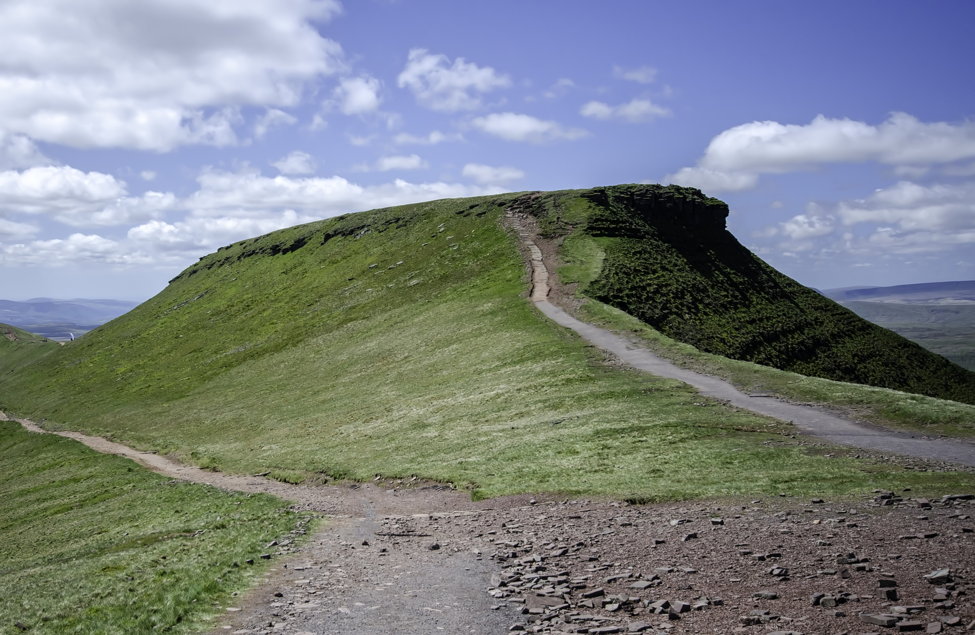 Pen y Fan walk: four hikes to the summit - TrekSumo