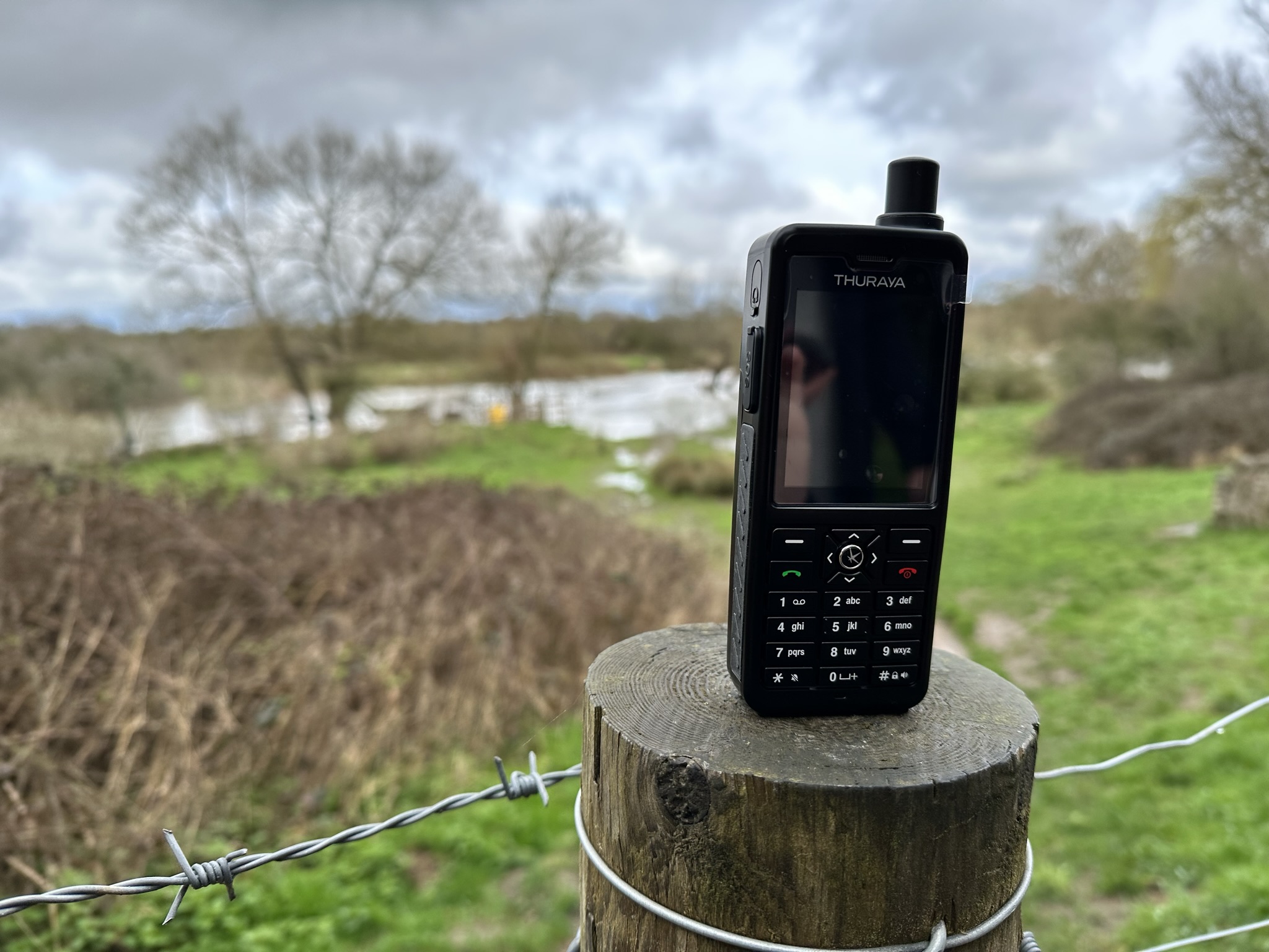 Best Satellite Communicator 2023 - TrekSumo